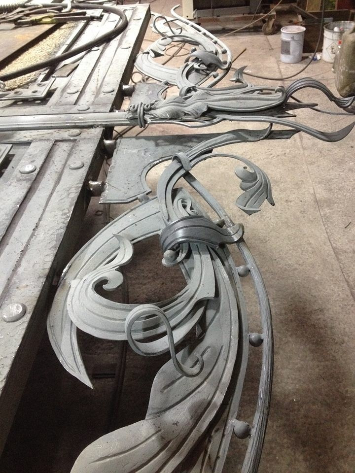 Buy Custom Wrought Iron Handle Main Gate Steel from Guangzhou Ages Iron ...