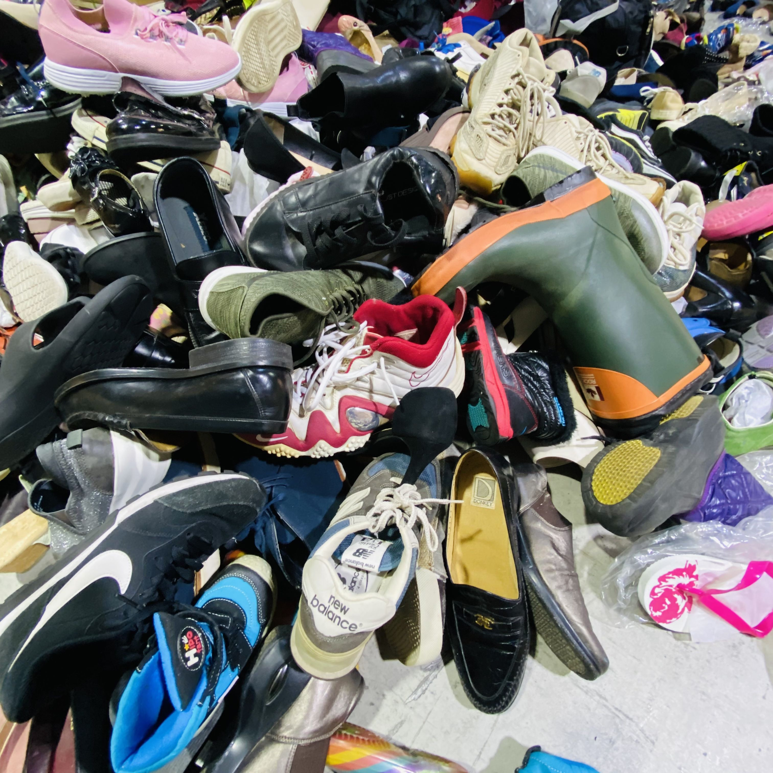 Buy Used Shoes In Japan from NihonKaze Co.,Ltd, Japan | Tradewheel.com
