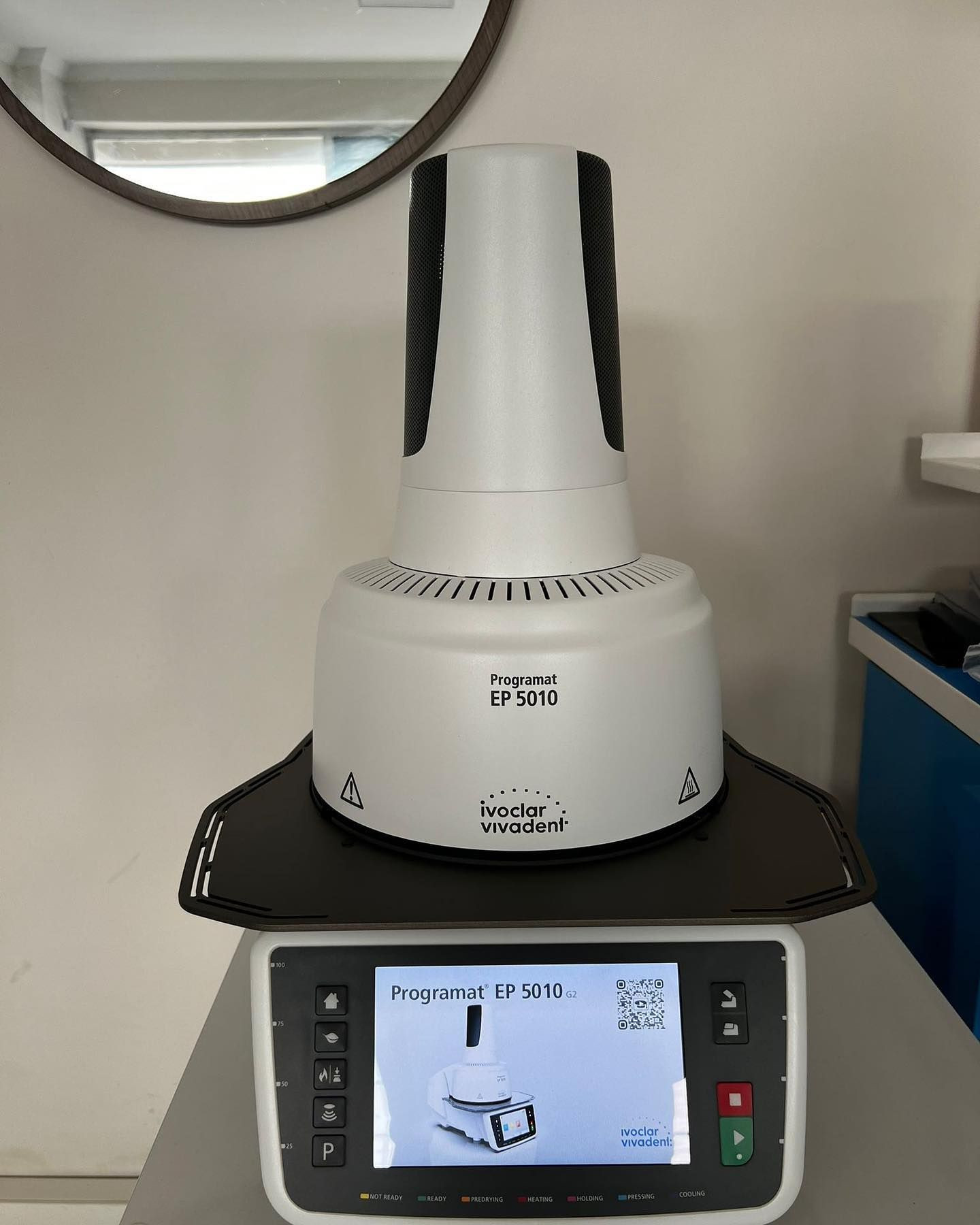 Buy Programat Ivoclar Ep 5010 G2 Dental Press Furnace And Vacuum Pump ...