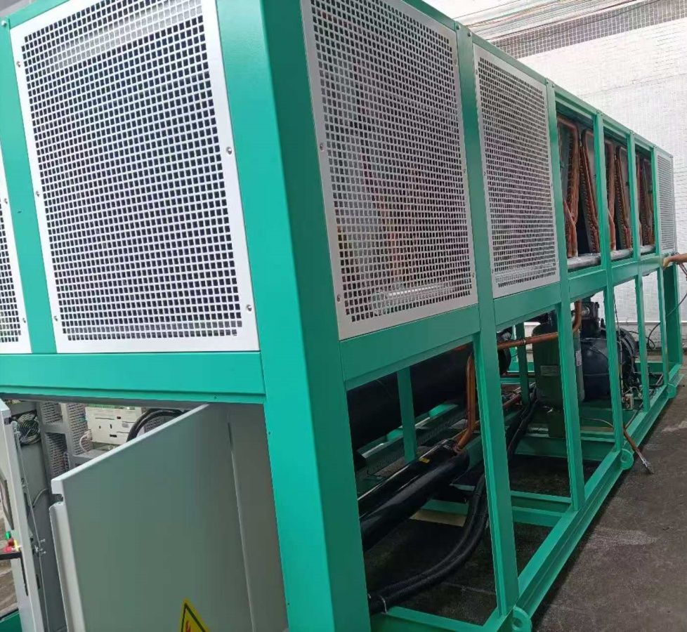 Buy Wide Application Screw Compressor Air Cooled Chiller For Blow ...