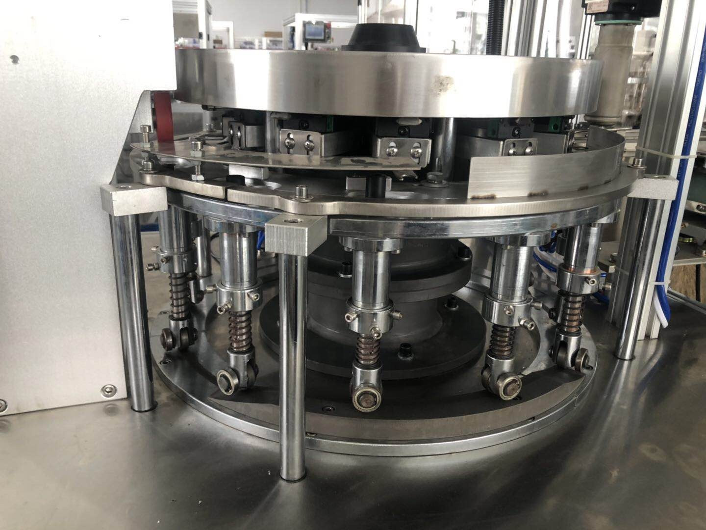 Buy Flip Top Cap Closing Folding Machine from Ruian Furi Packaging ...