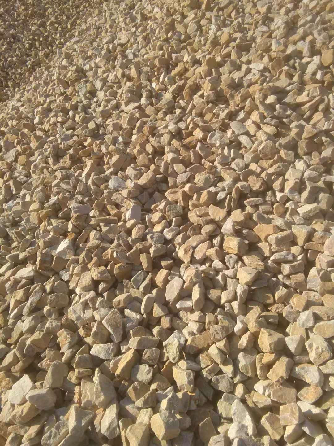 Buy Silica Ore Silica Quartz Sio2 99% from Shandong Hai Steel Co., Ltd ...