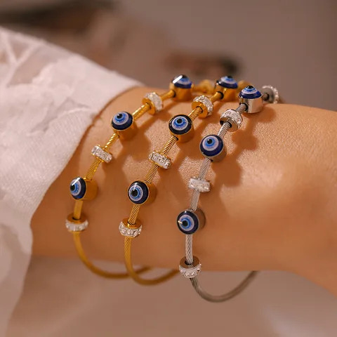 Buy Vintage 18k Gold Plated Devils Eye Diamond Magnetic Clasp Bangle ...