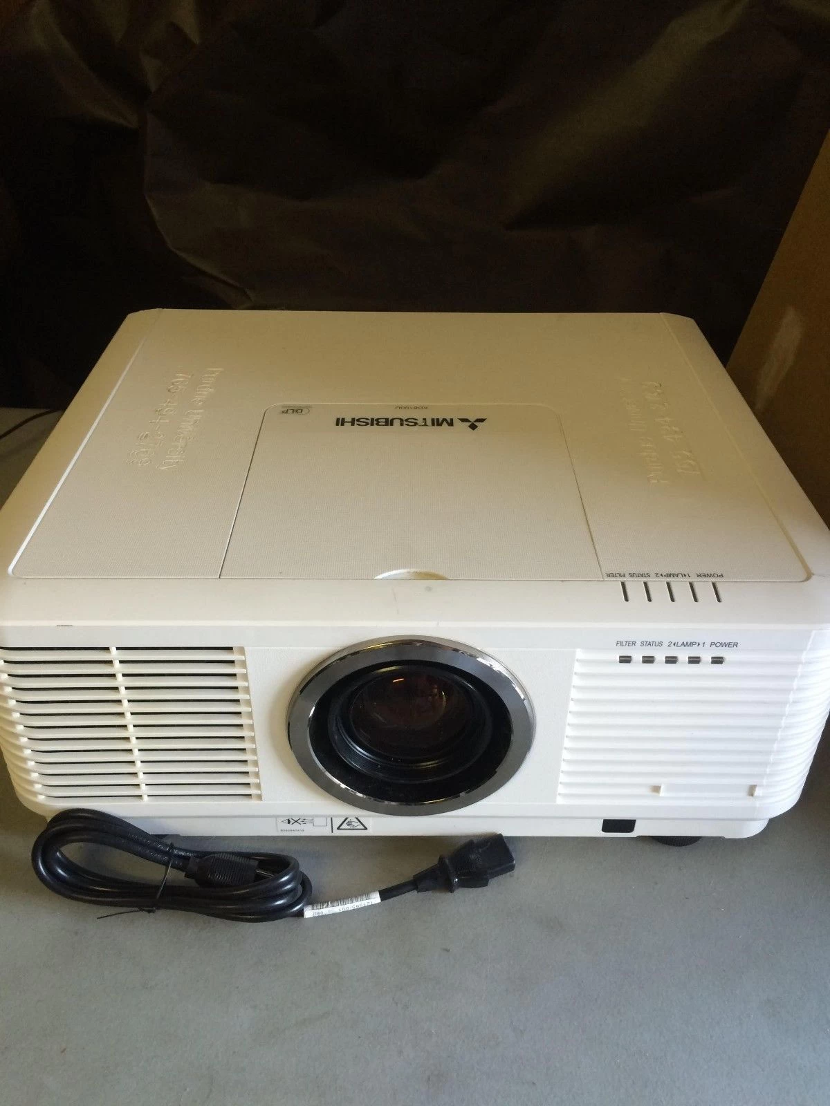 Buy Mitsubishi Ud8400u Dlp Projector from AXL Musical Instruments Ltd ...