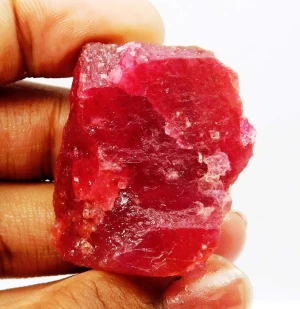 Buy 20 Carat Rough Ruby from Sparkling Gems, Pakistan | Tradewheel.com