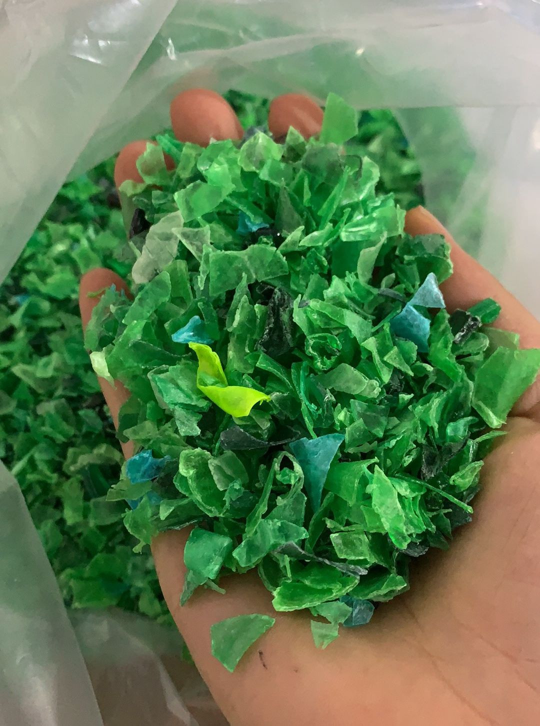 Buy Recycled Clean Hot Washed Dry Pet Bottle Flake Scrap Pet Crushed ...