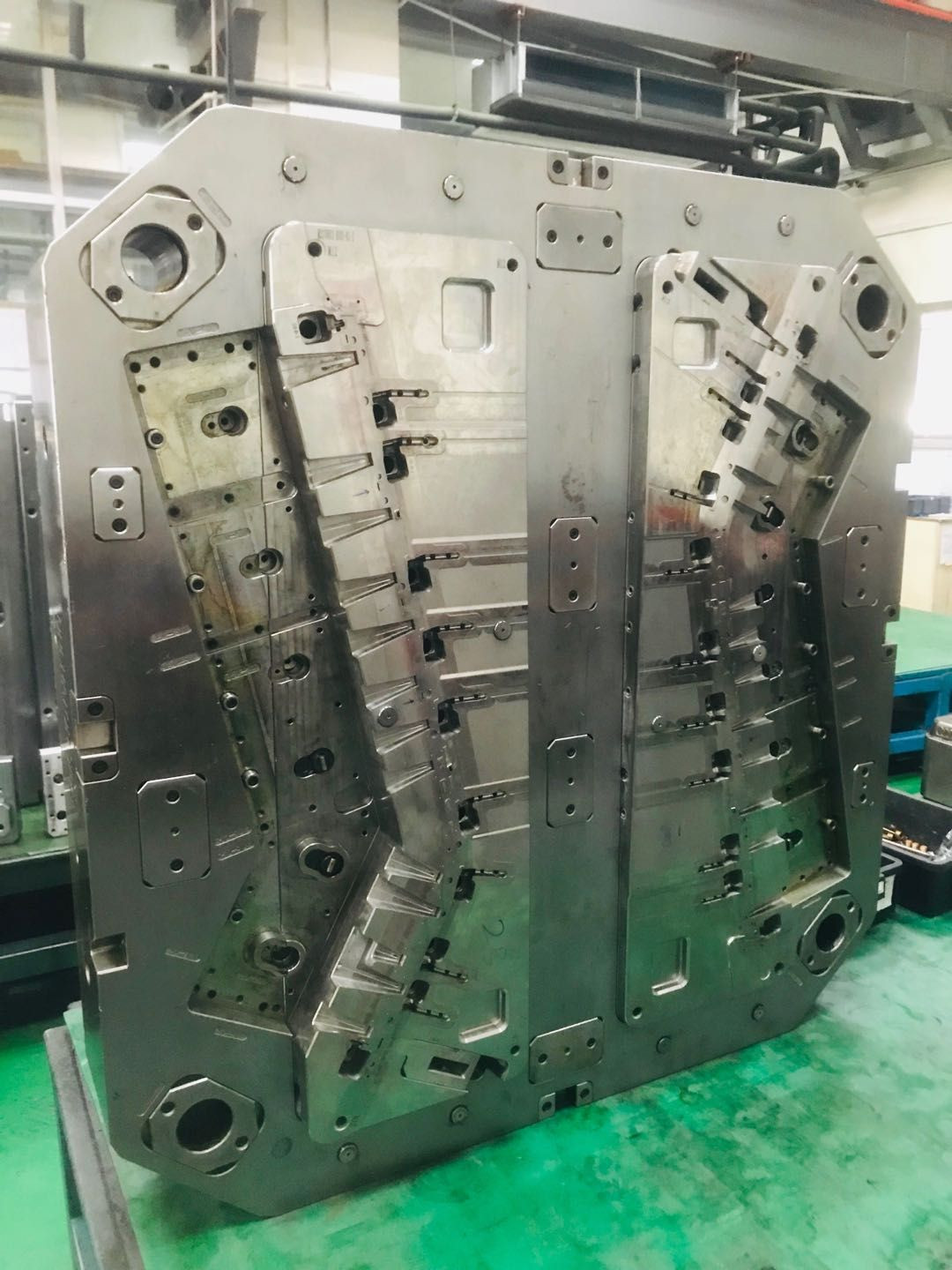 Buy Plastic Mold from Jinwei Mold Co., Ltd, China | Tradewheel.com