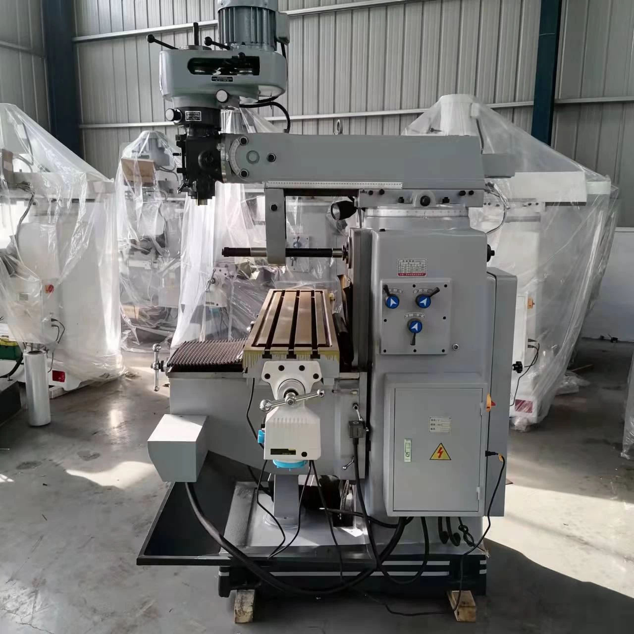 Buy 4hw Vertical And Horizontal Turret Milling Machine Taiwan Metal ...