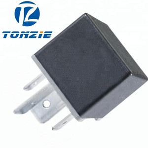 Buy Car Electrical Relay A0025428719 0025428719 For Mbz W204/w212/w176 ...