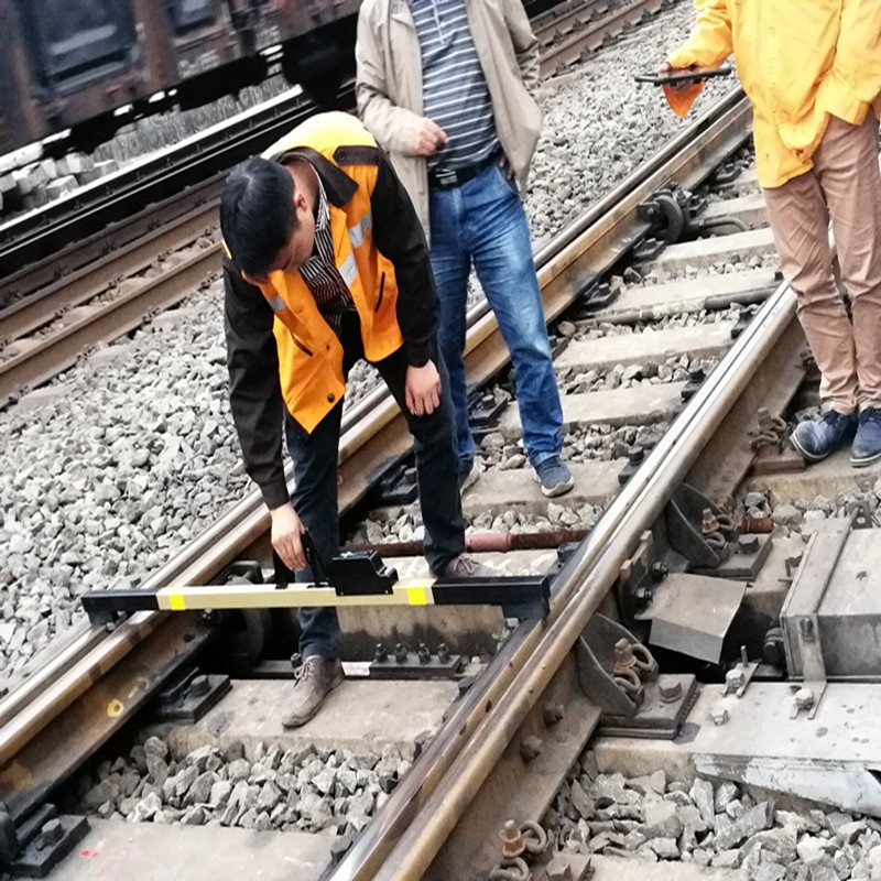 Buy High Precision Digital Portable Track Gage And Leveling Measuring ...