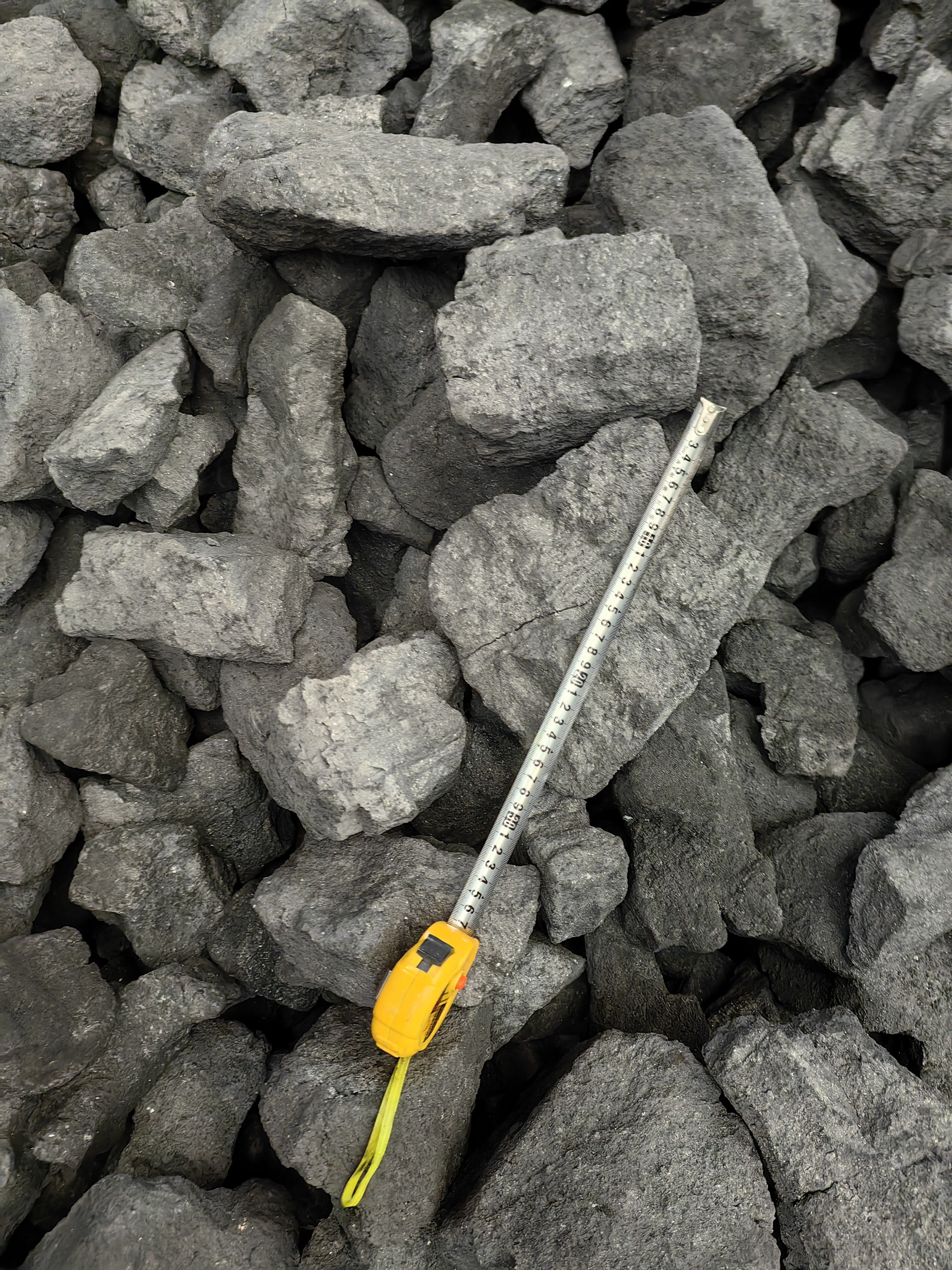 Buy Hard Coke Met Coke 90-140mm Sulfur 0.7% Moisture 5% from SHANDONG ...