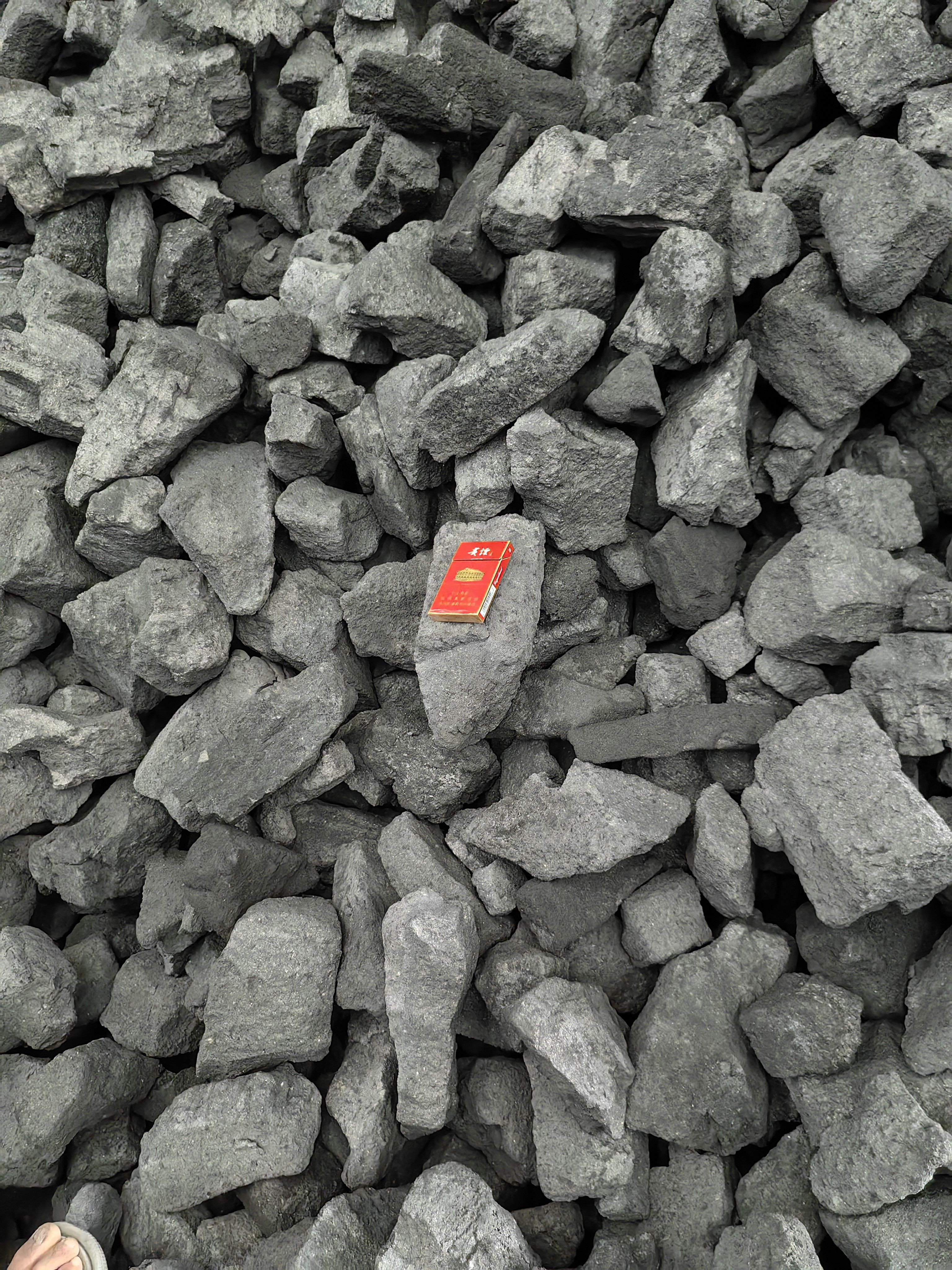 Buy Hard Coke Met Coke 90-140mm Sulfur 0.7% Moisture 5% from SHANDONG ...