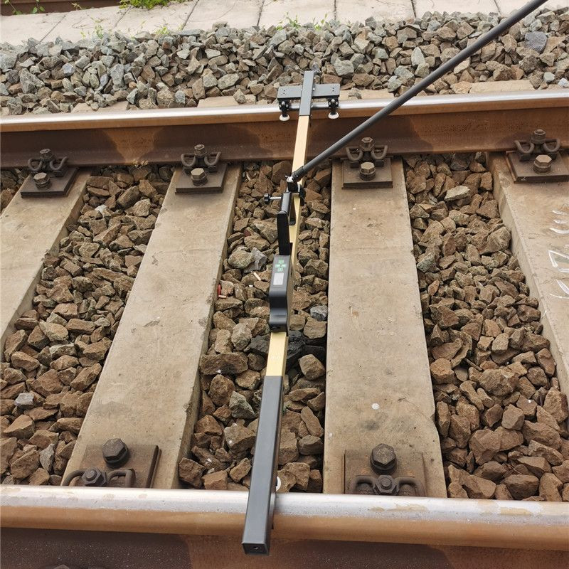 Buy Railway Digital Rolling Track Gauge from Wuhan Linkage track Co ...