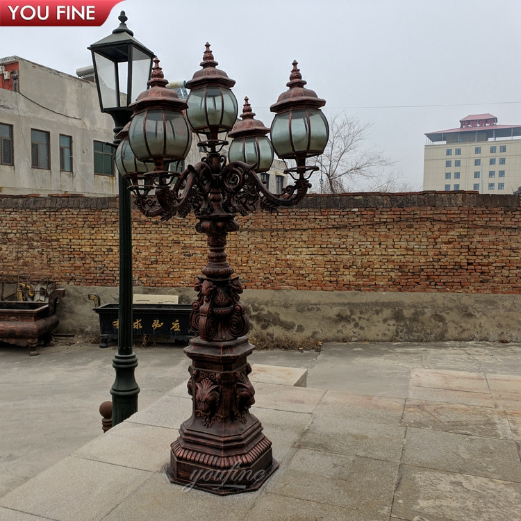 Buy Classic Style Outdoor Cast Iron Street Light Cast Iron Lamp Casting ...