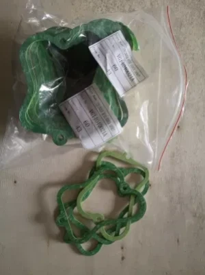 Buy China Heavy Truck Sinotruk Howo T5g T7h Tx Truck Spare Parts Vg14040021a Cylinder Head Cover ...