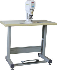 Buy Xd-818 Servo Snap Button Fixing Machine from Taizhou Tongchuang ...