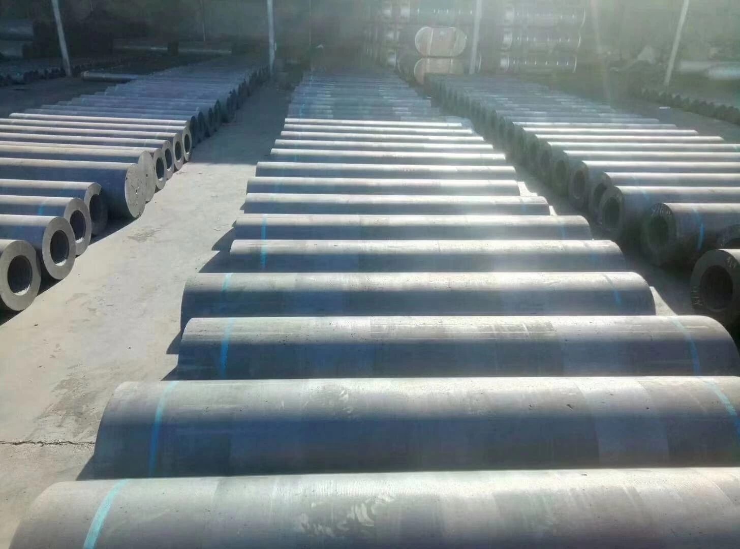 Buy Hp 450mm Refining Furnace Graphite Electrode from Hebei Ben Hong ...