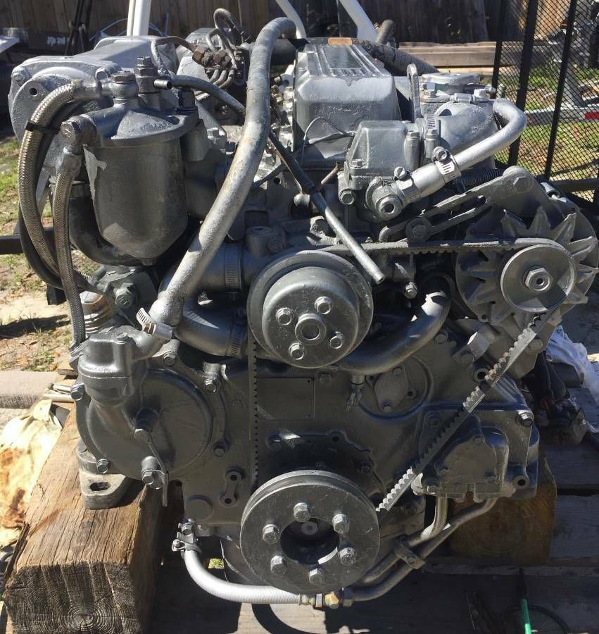 Buy Used Yanmar 4lh-dti , 110 Hp Marine Diesel Engine With Transmission ...