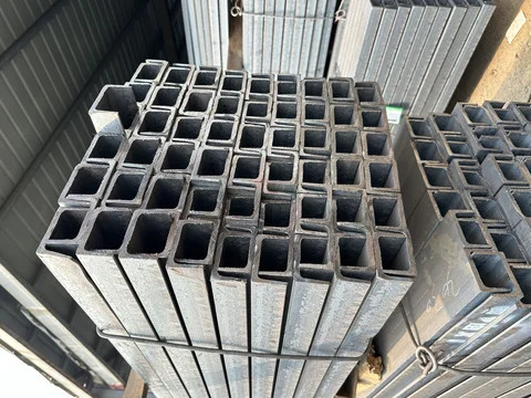 Buy C Strut Steel Profile Type C4x7.25 C8 X 11.5 U Canal De Acero ...