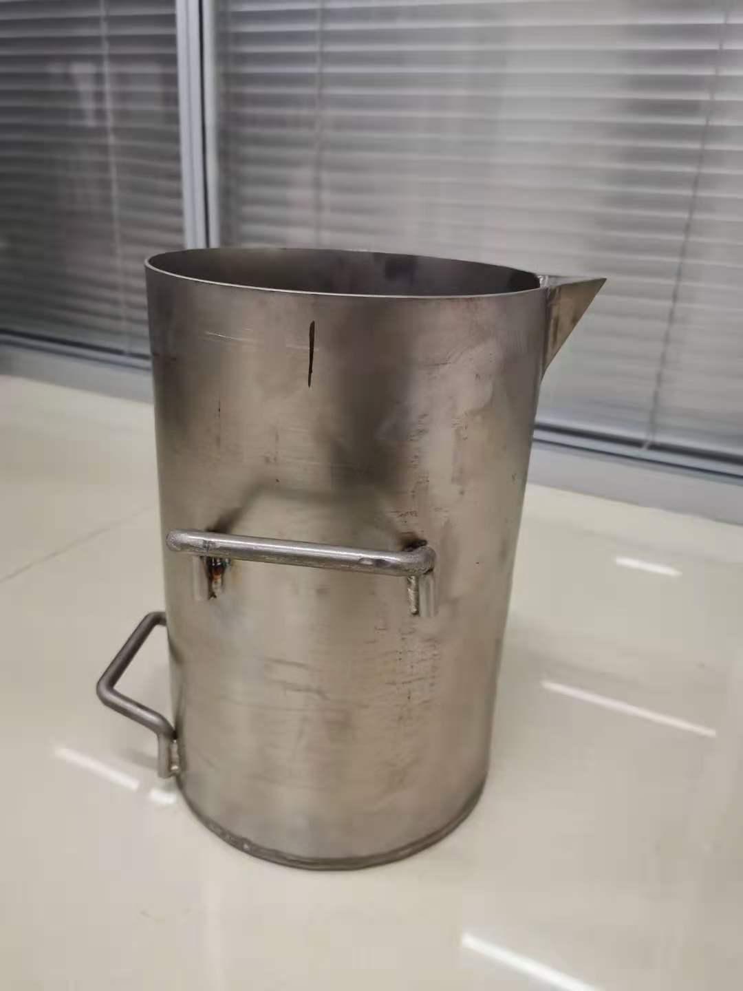 Buy Customized Acid Alkali Titanium Barrel Corrosion Resistant Product ...