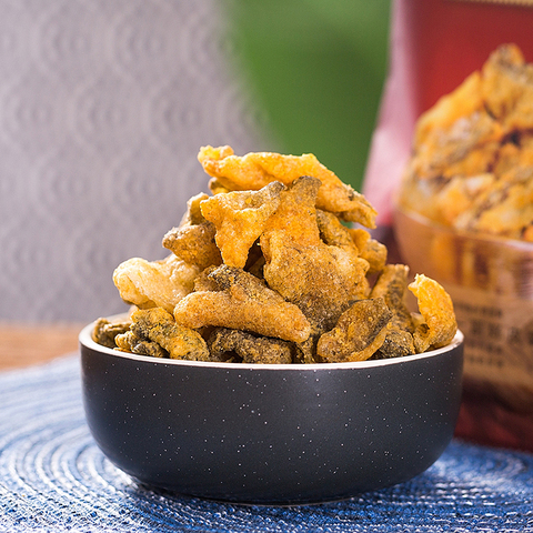 Buy 50g Fish Skin With Egg Yolk Is Original And Spicy Snacks Wholesale ...