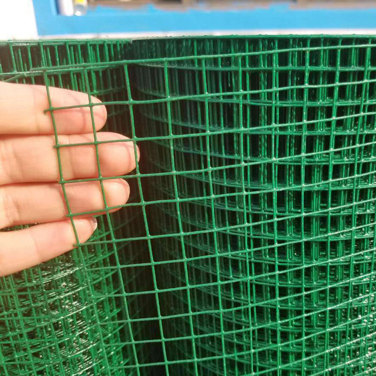 Buy 4x4 Galvanized Welded Wire Mesh For Garden Fence from Hebei Qiqian ...