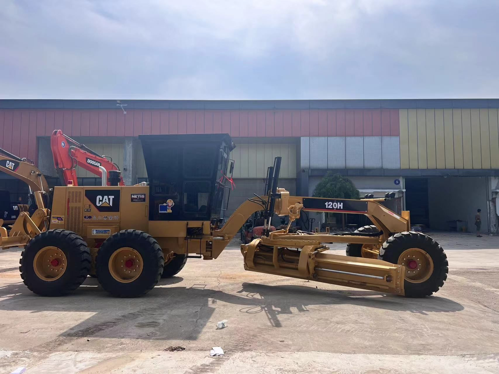 Buy Used Cat 120h Motor Grader For Sale from PF Machinery Limited ...