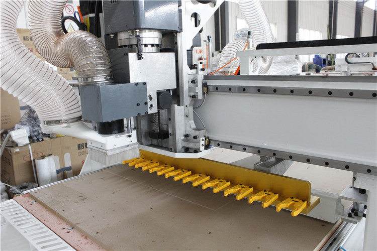 Buy 8 X 4 Cnc Router Machine 1325 Woodworking Cnc Router 4 Axes 3d Wood ...