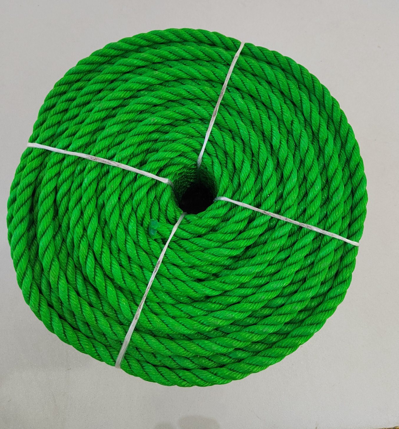 Buy 8mmx100m 3 Strands/ 4 Strands Twisted Polyethylene Packing Pe Rope ...