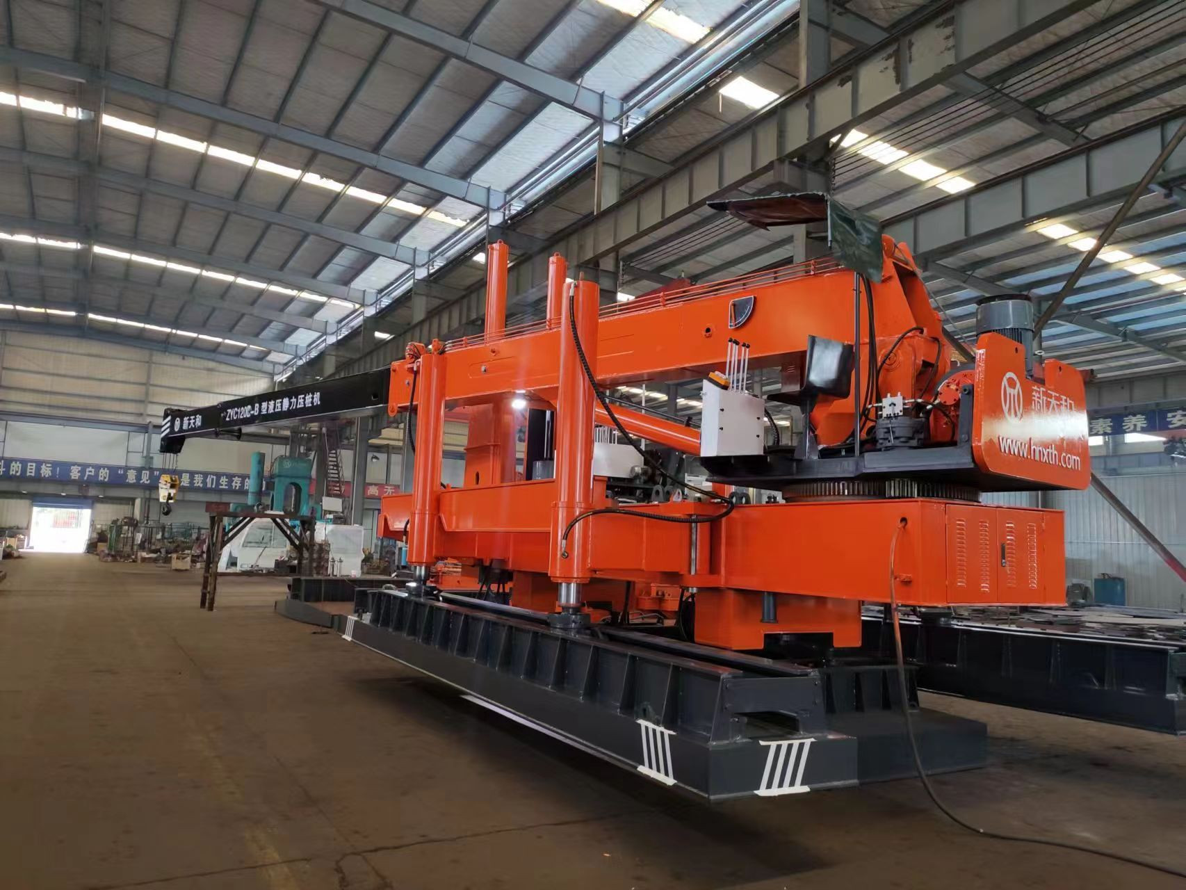 Buy Zyc Hydraulic Static Pile Driver /drilling Rig/piling Machinery ...