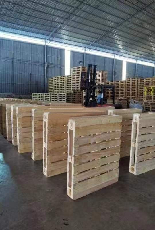 Buy Solid Wood Pallet Customization from Guangxi Liuyi Yiyi Import and ...
