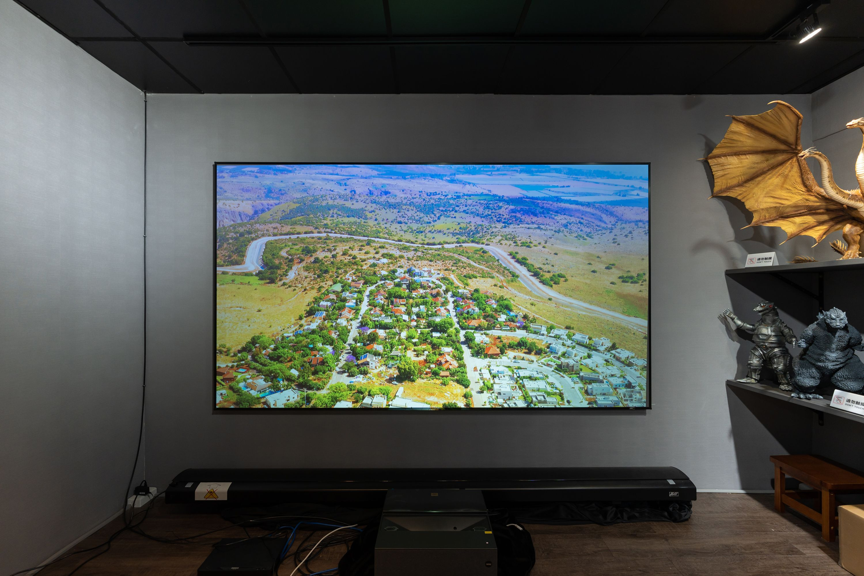 Buy Projection Screen from Jingzhou Baoyue Audiovisual Equipment Co ...