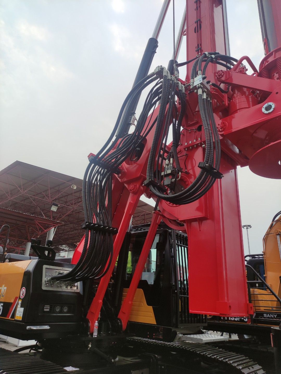 Buy Sae100 R2at En853 2sn Wire Braid Hydraulic Hose from Shanghai Furex ...
