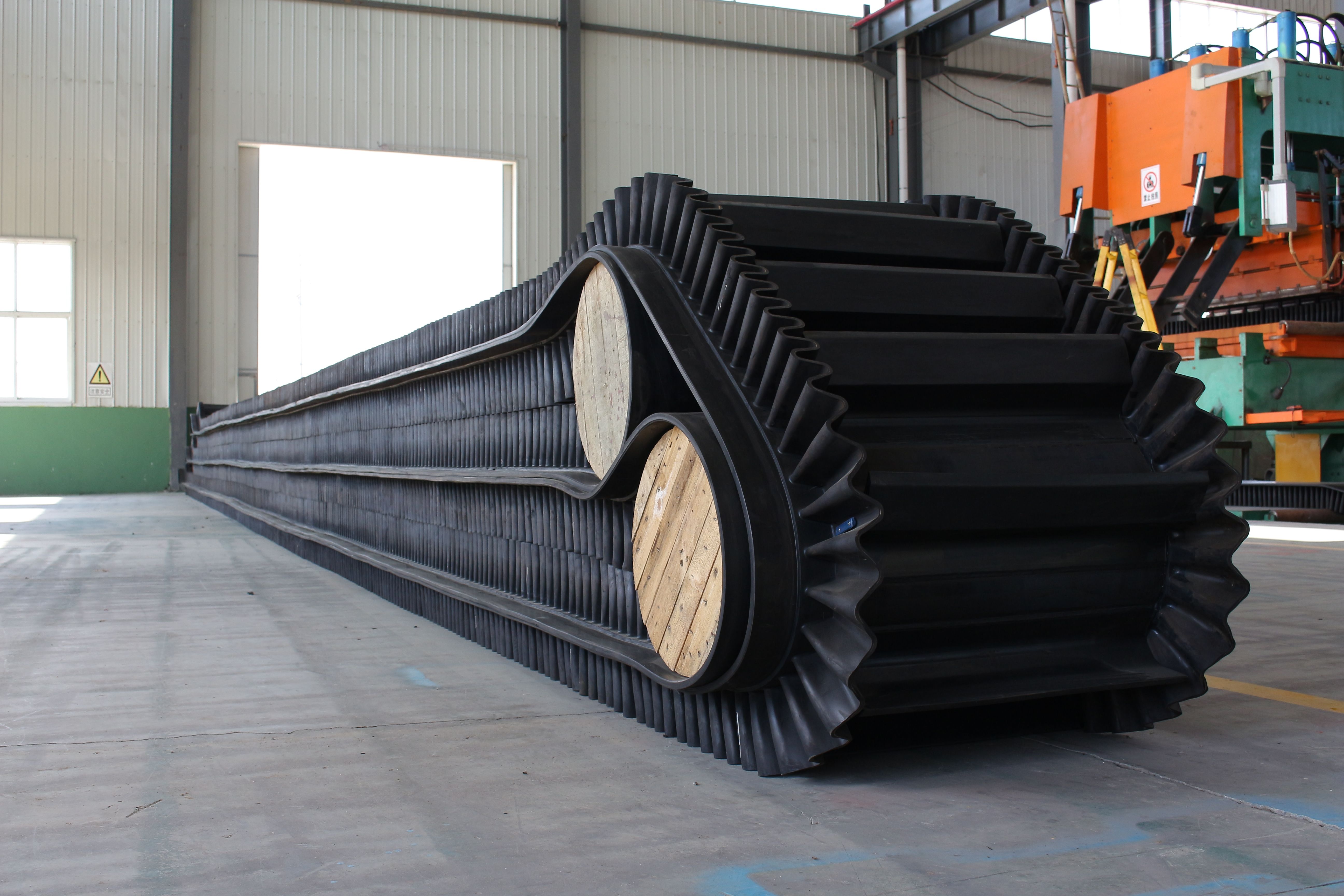 Buy Qbf Rubber Faja Transportadora Con Pared Lateral Orrugado from ...