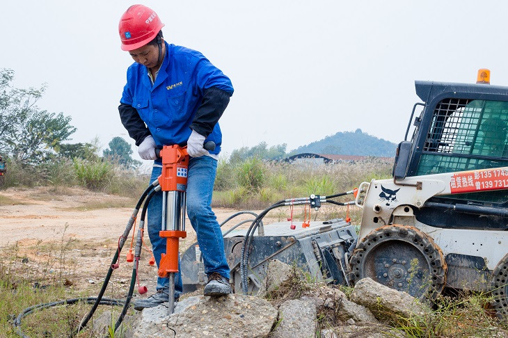 Buy 26kg Concrete Breaking Ani-vibration Hand Held Hydraulic Breaker ...