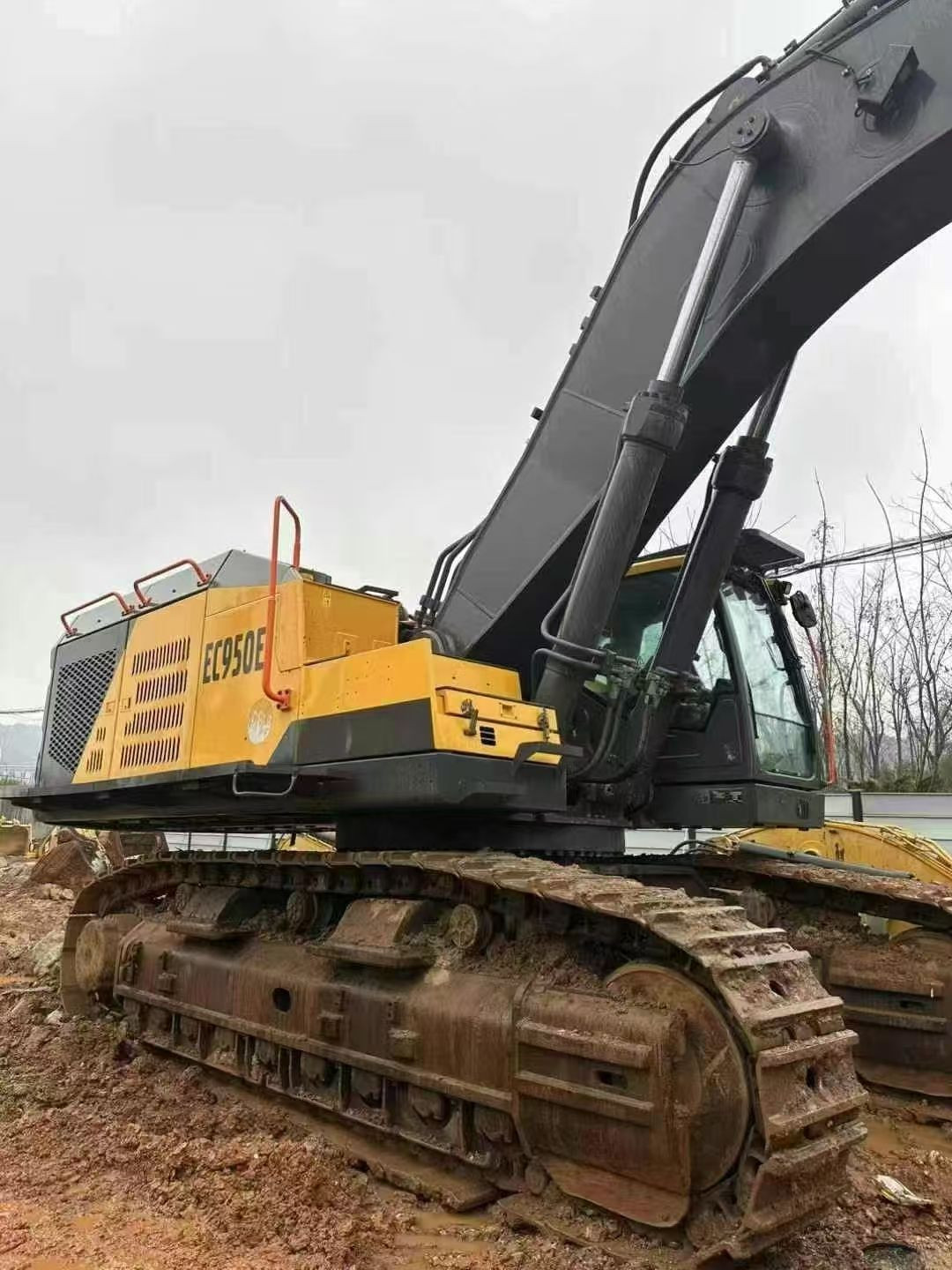 Buy Used Volvo Ec950 Crawler Excavator 2020 For Sale from NANTONG ...