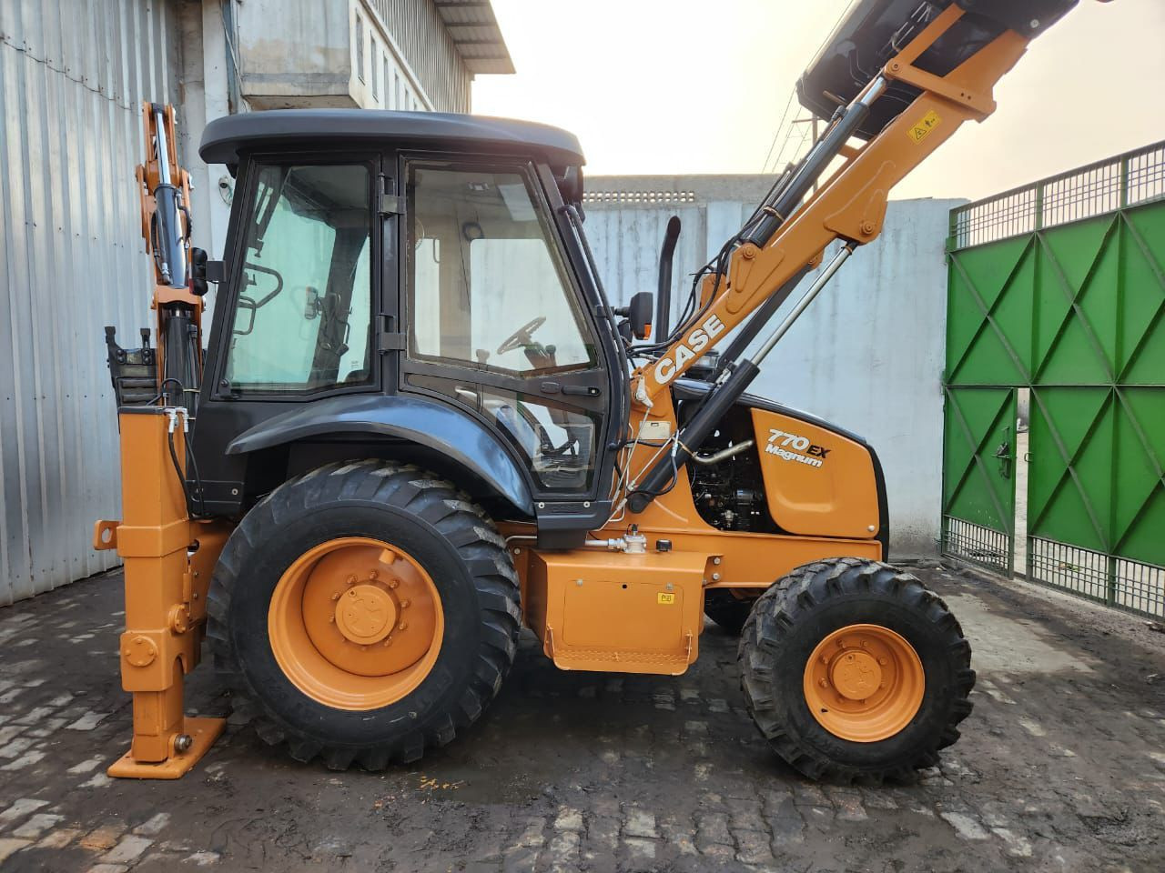 Buy Case 770ex Magnum 366 (backhoe Loader) from United Machinery, India ...