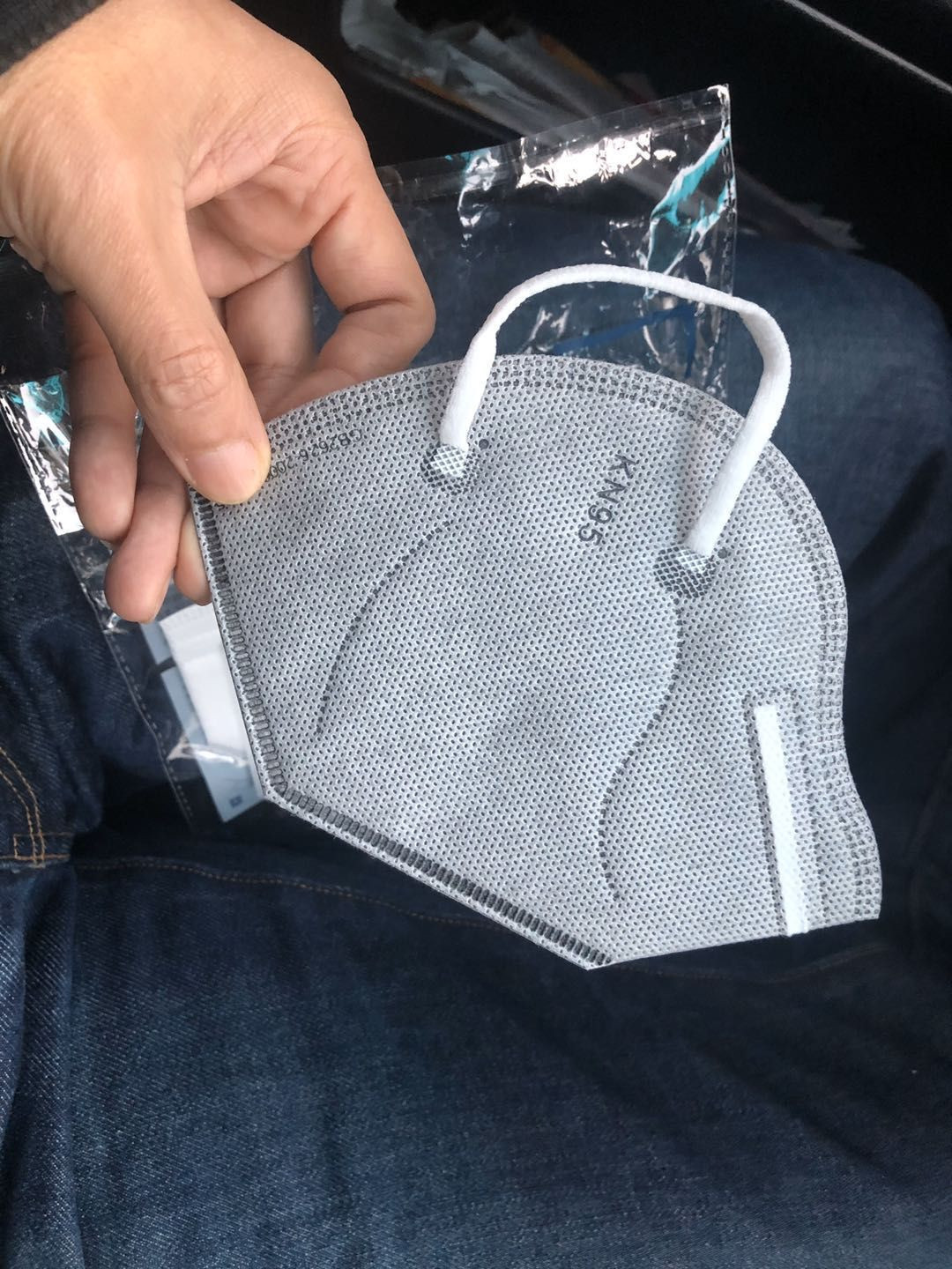 Buy Ffp2/ffp3/n95 Respirator from Nantong Logic Imp.&Exp.Co.,Ltd ...