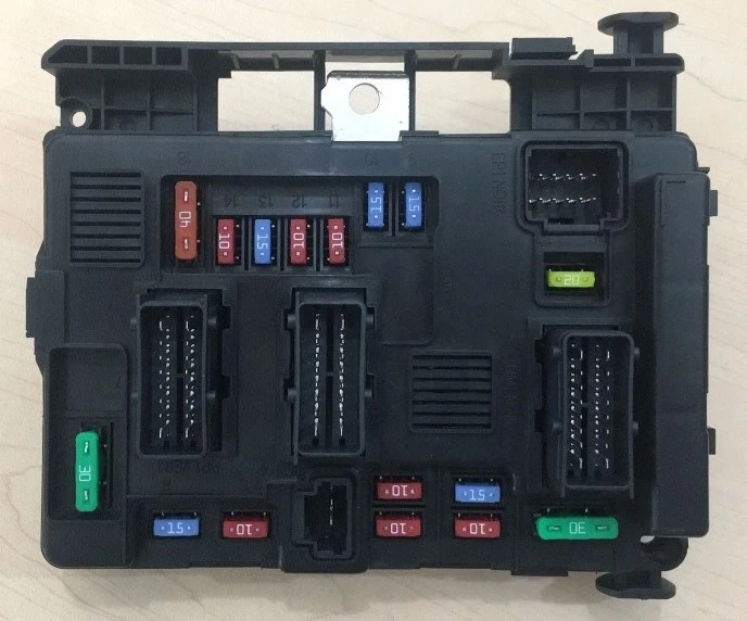 Buy Hl Electric Car Engine Fuse Box Unit Assembly 9665804680 Bsm ...
