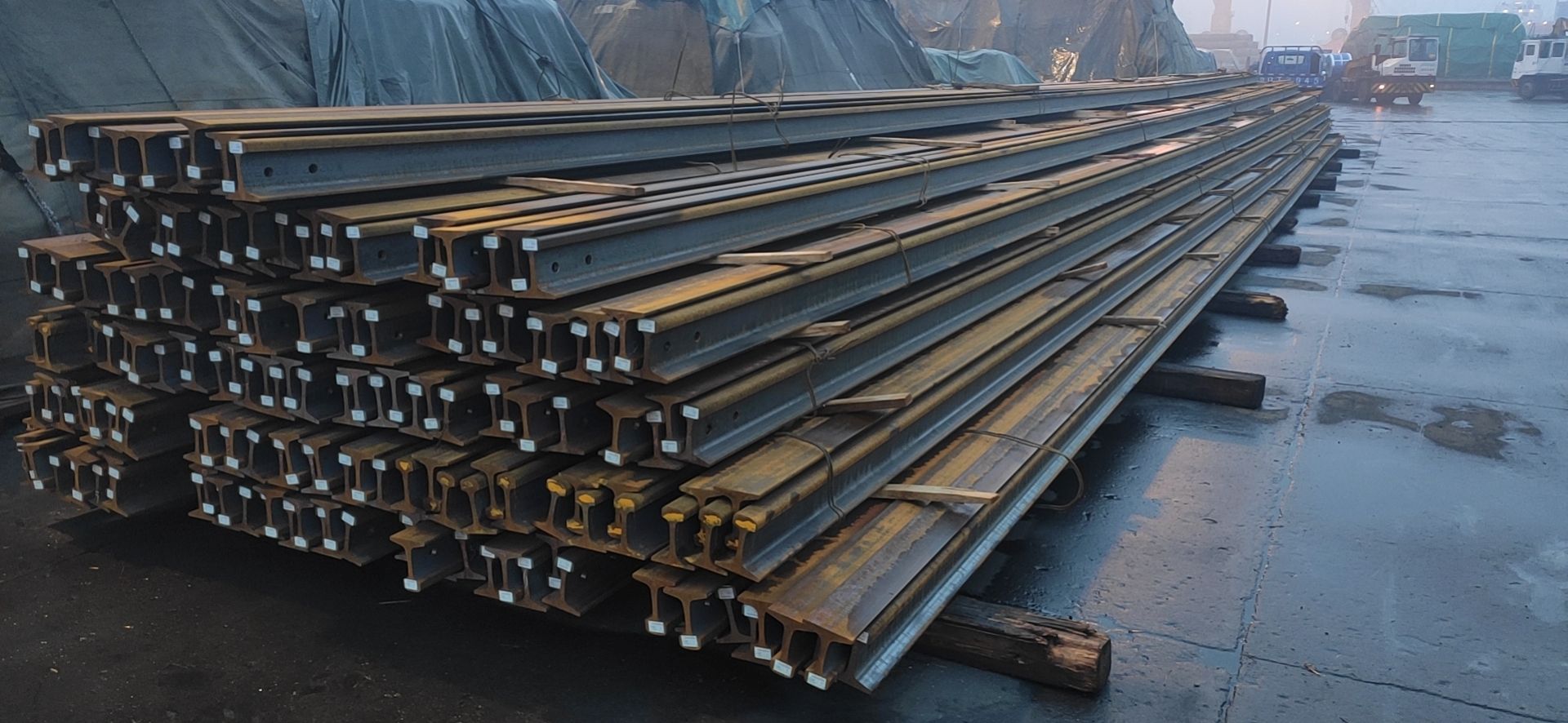 Buy En13674-4 54e1 Steel Rail/steel Rail/railway Rail/heat Treated Rail ...