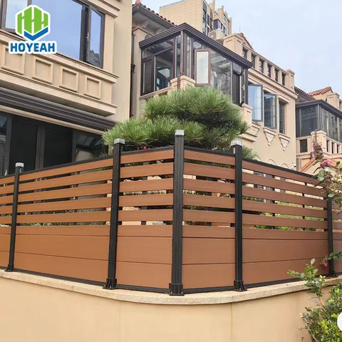 Buy Outdoor Plastic Wood Fence Environmental Protection Customized Wood ...