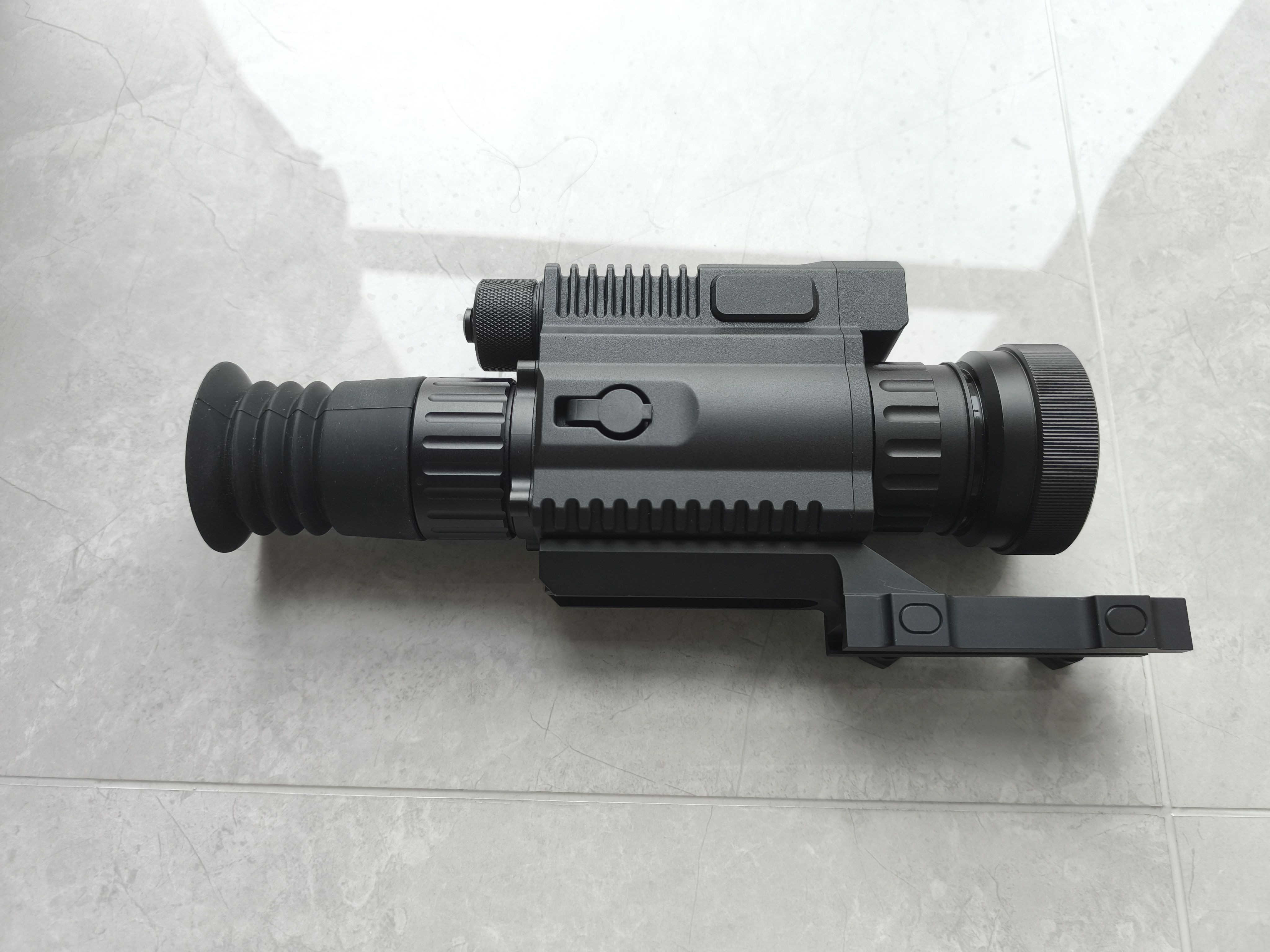 Buy Infrared Rifle Sights from Guangdong Daye Electronic Technology Co ...