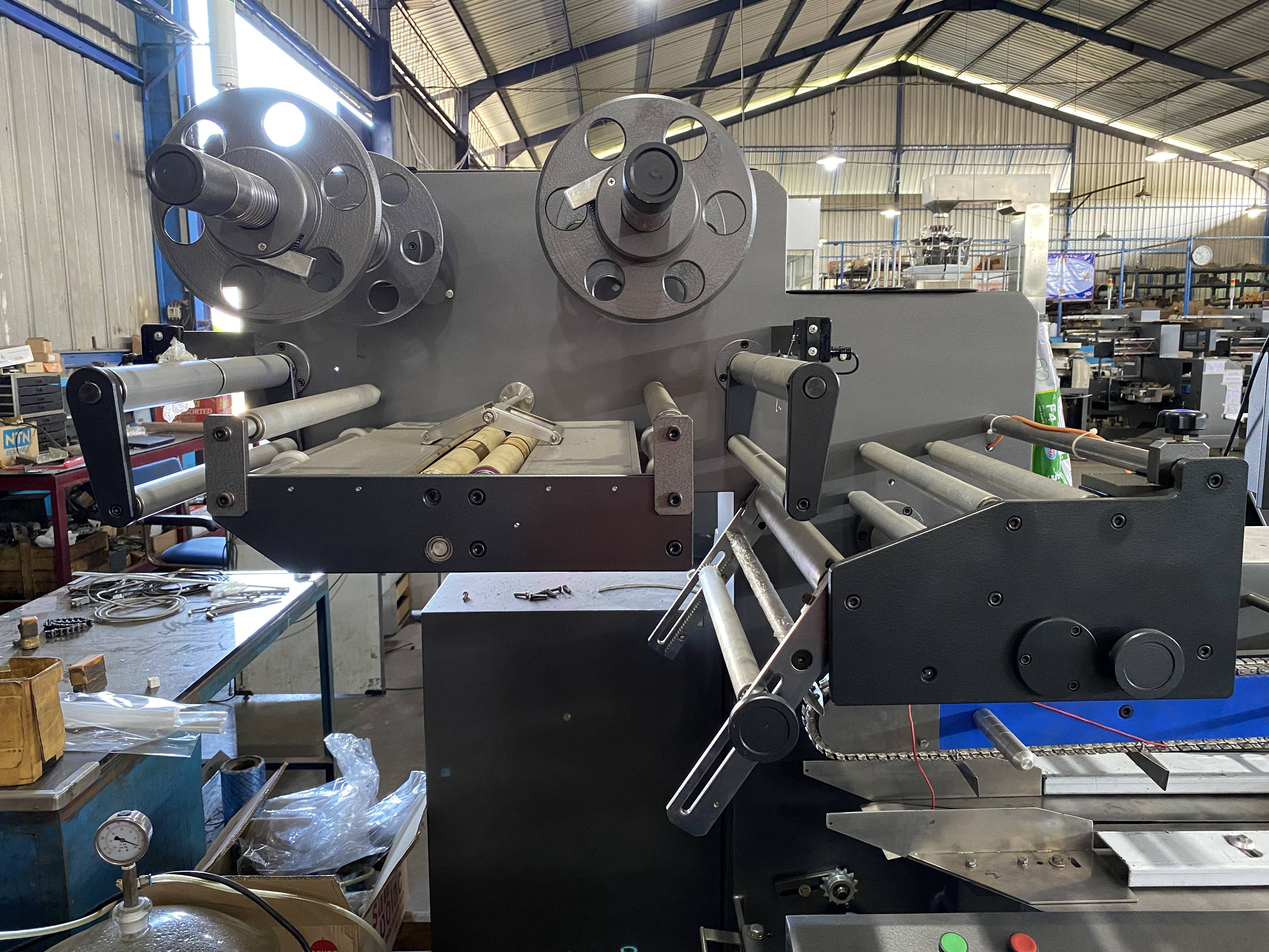 Buy Aquila 250 (horizontal Wrapping Machine) from PT.Krisna Maju Makmur ...