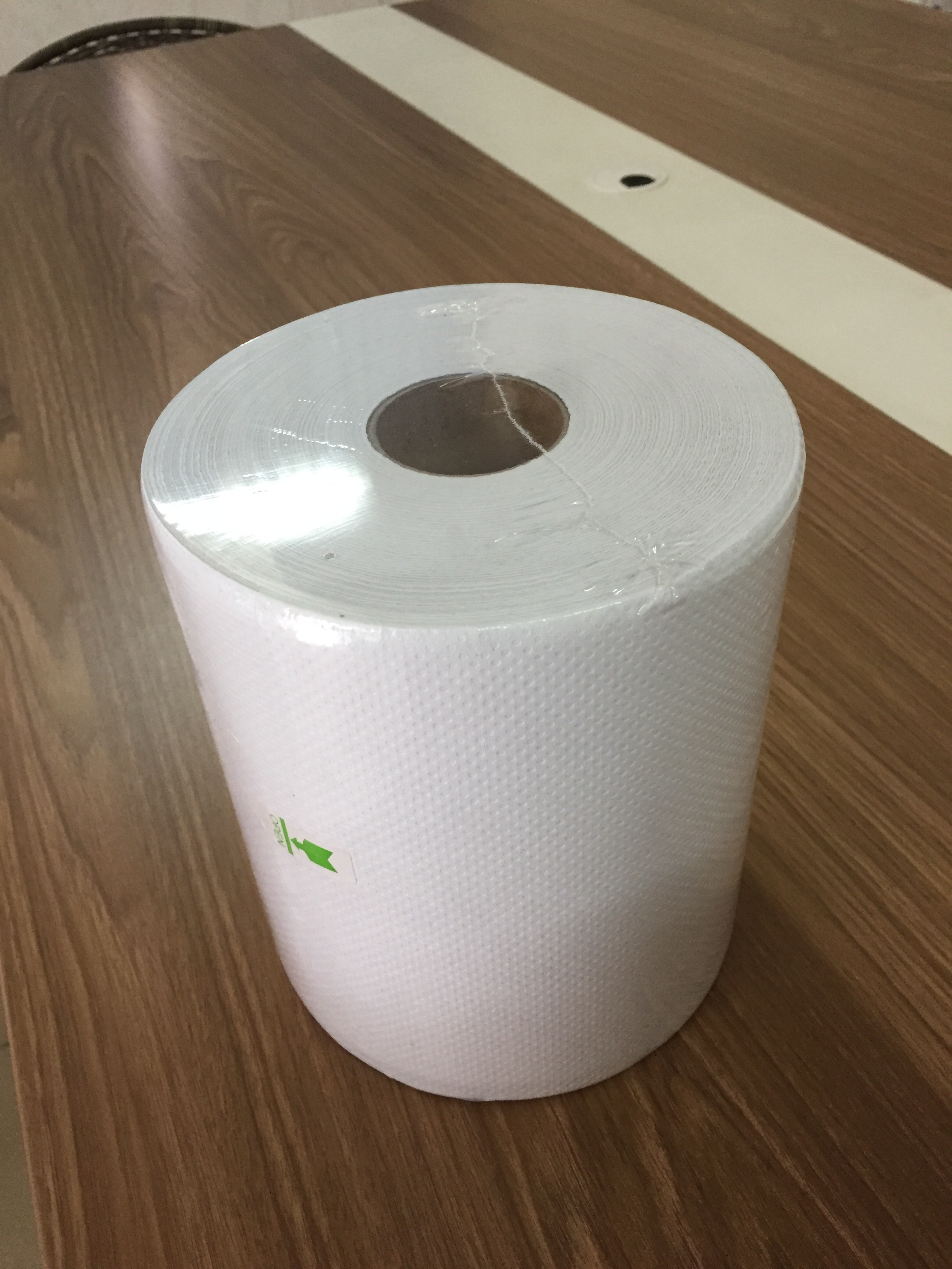 Buy Hand Paper Towel Rolls Tissue Papers In Rolls 8" White Hardwound ...