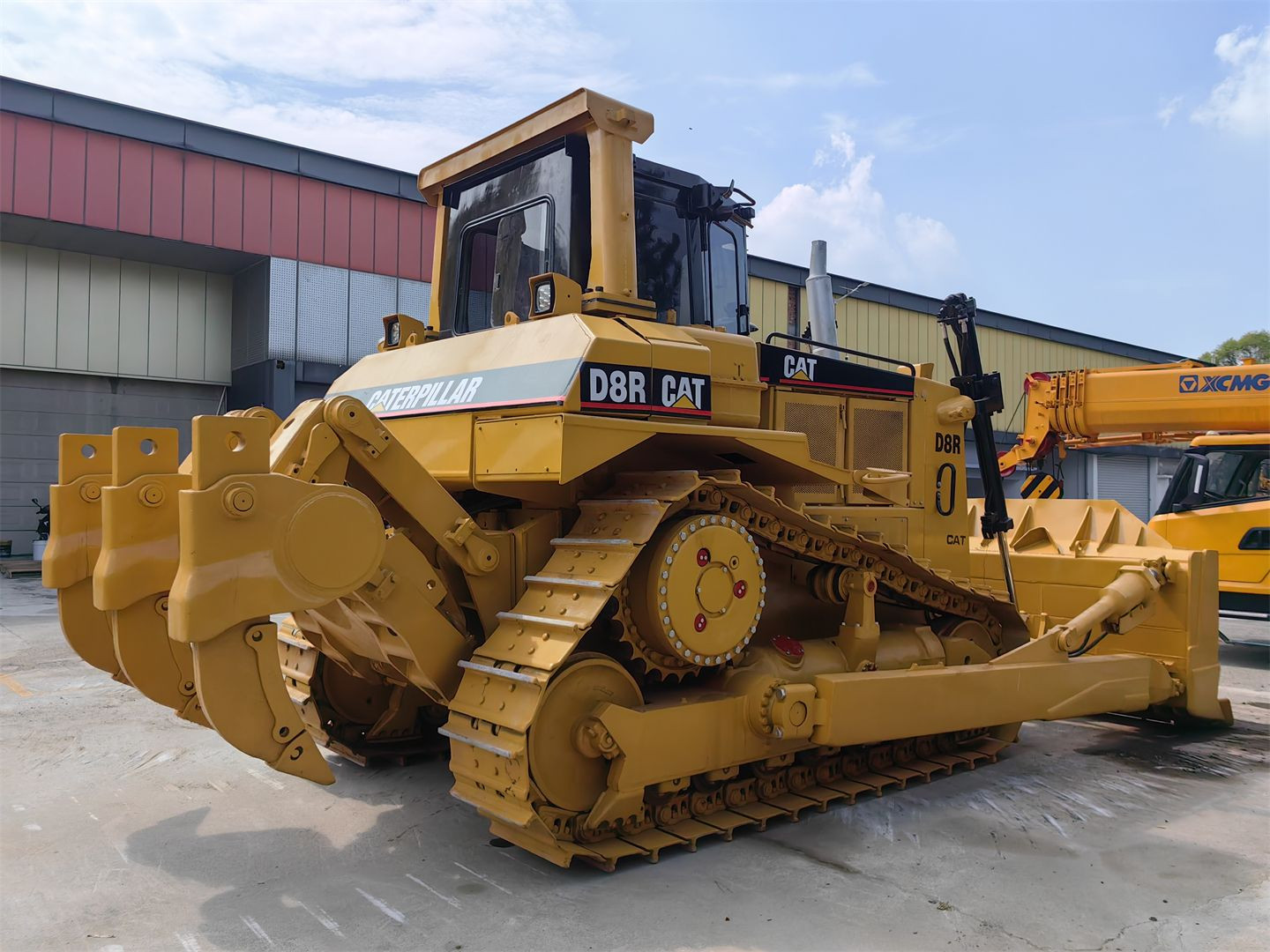Buy Used Bulldozers Cat D8r D7 Dozers For Sale from PF Machinery ...