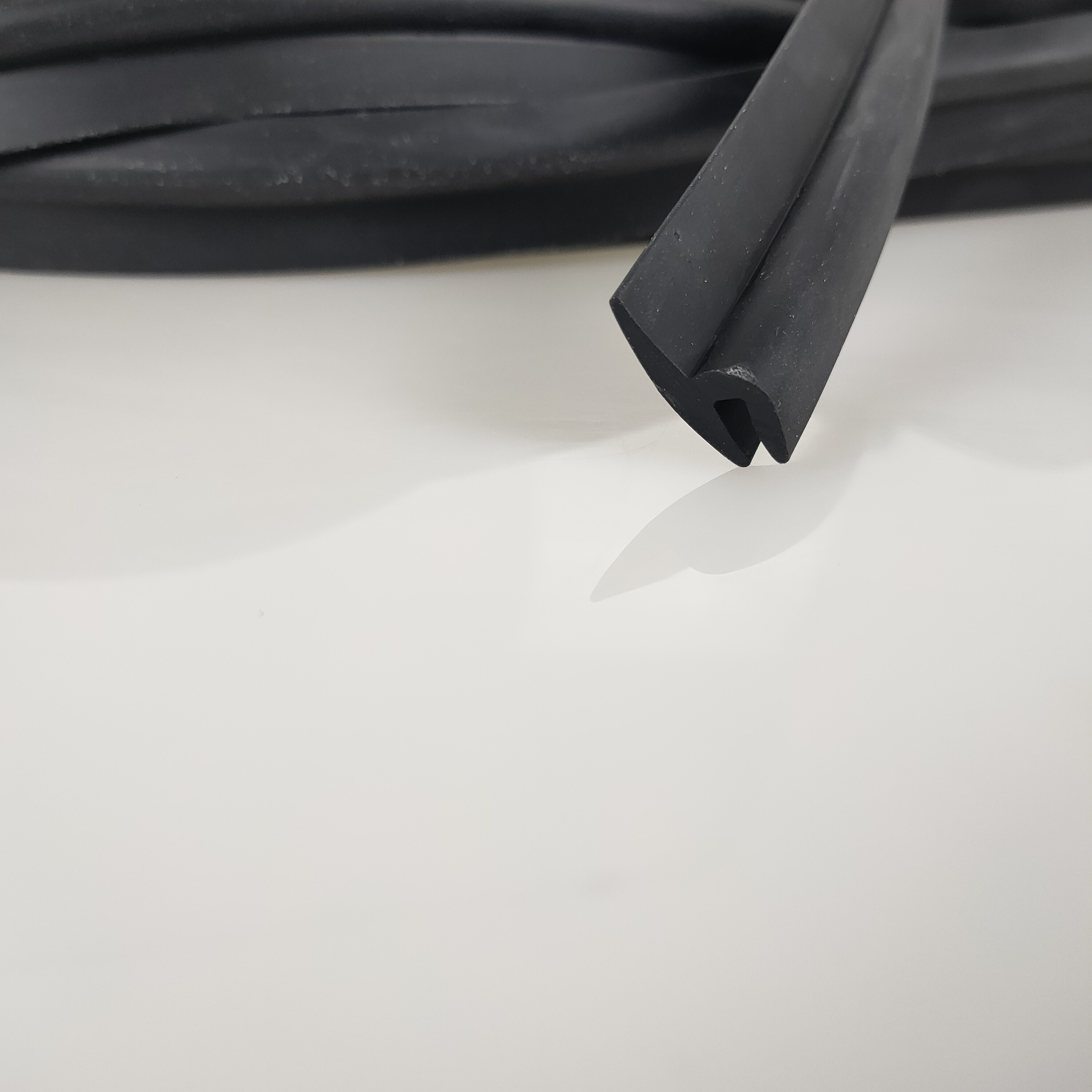 Buy Epdm Rubber Seal Reefer Container Door Rubber Gasket Seals ...