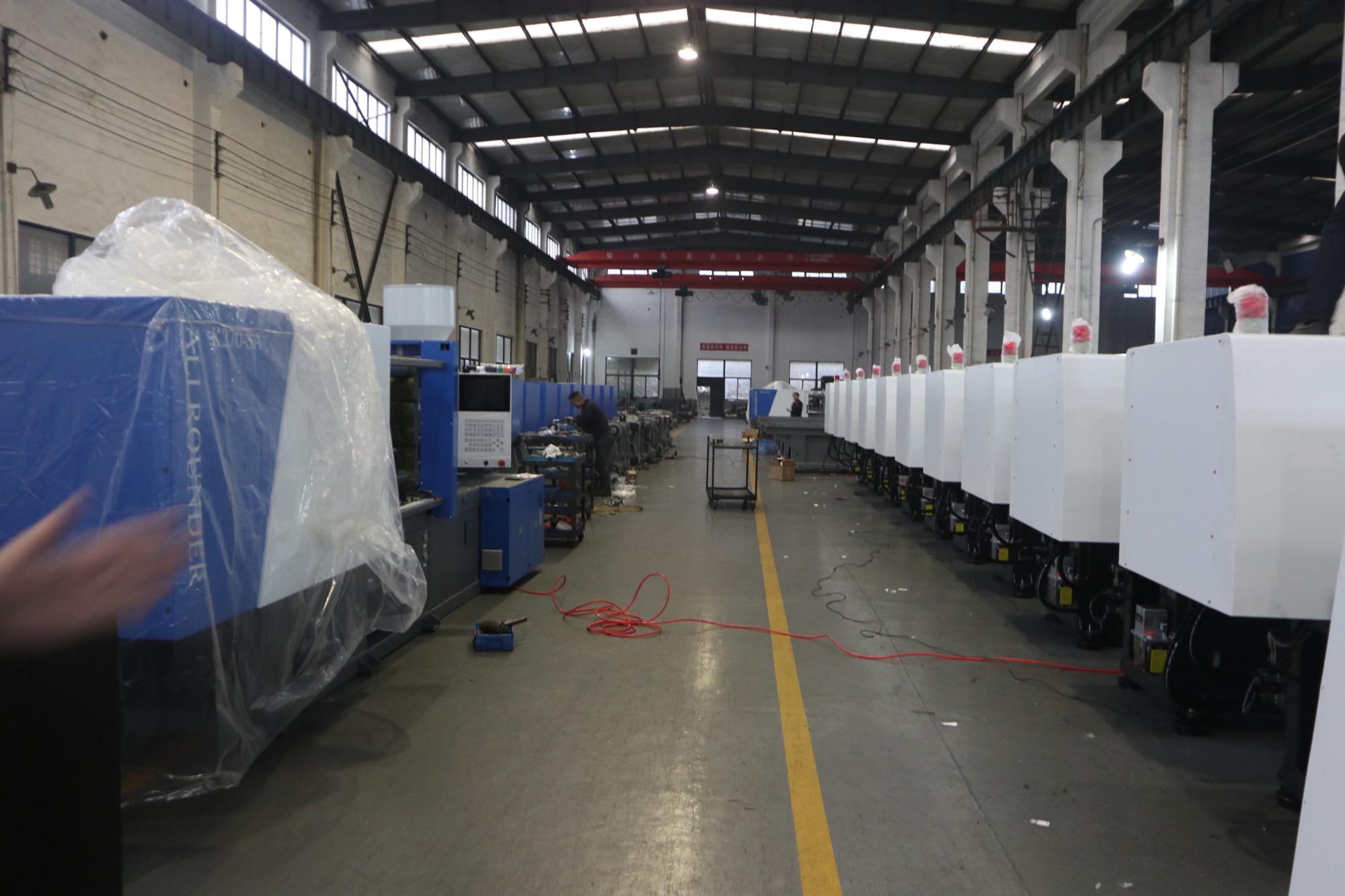 Buy Efficient Production K500 High Quality Low Cost Injection Molding ...