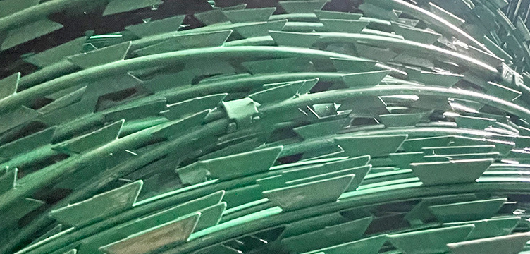 Buy Razor Wire from Hangzhou Beiheng Metal Products Co., Ltd., China ...
