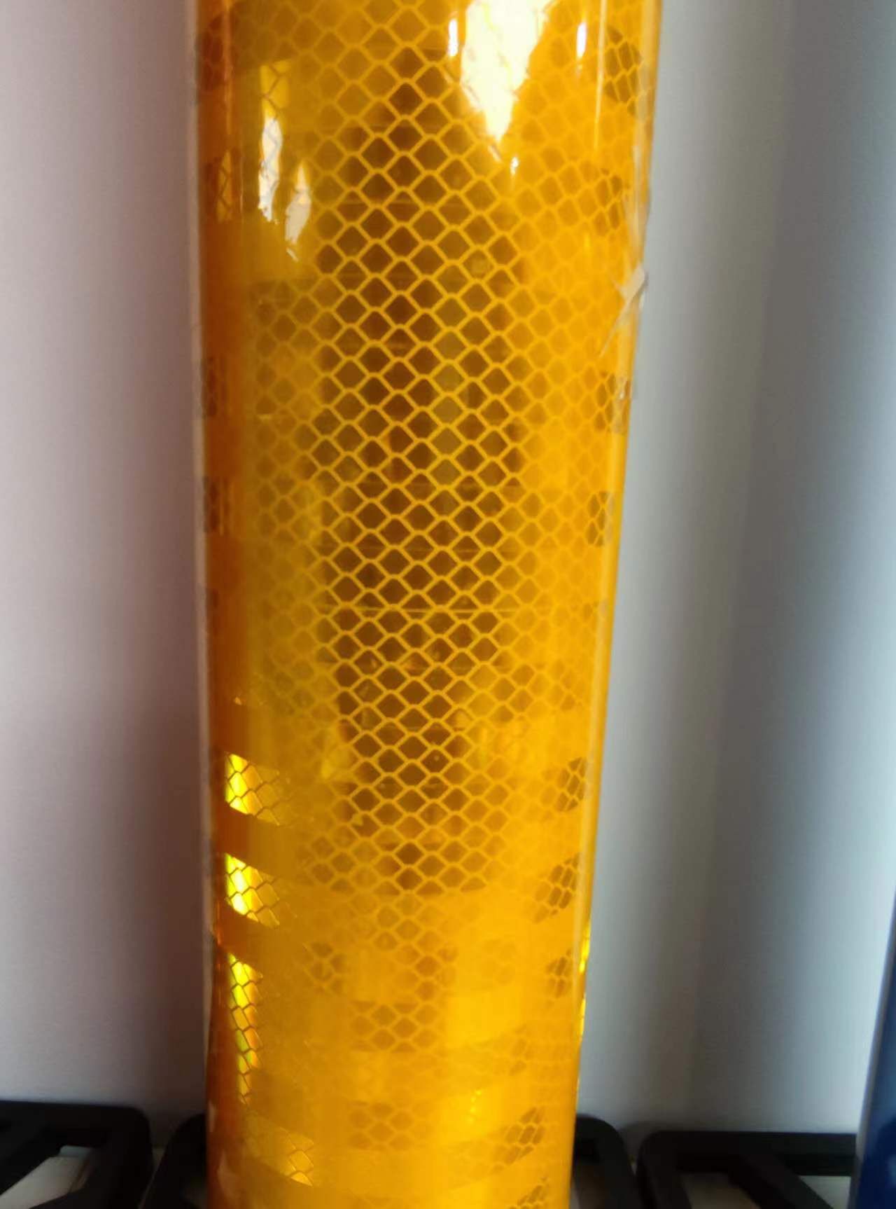 Buy Dm5600 Engineering Grade Prismatic from Daoming optics and chemical ...