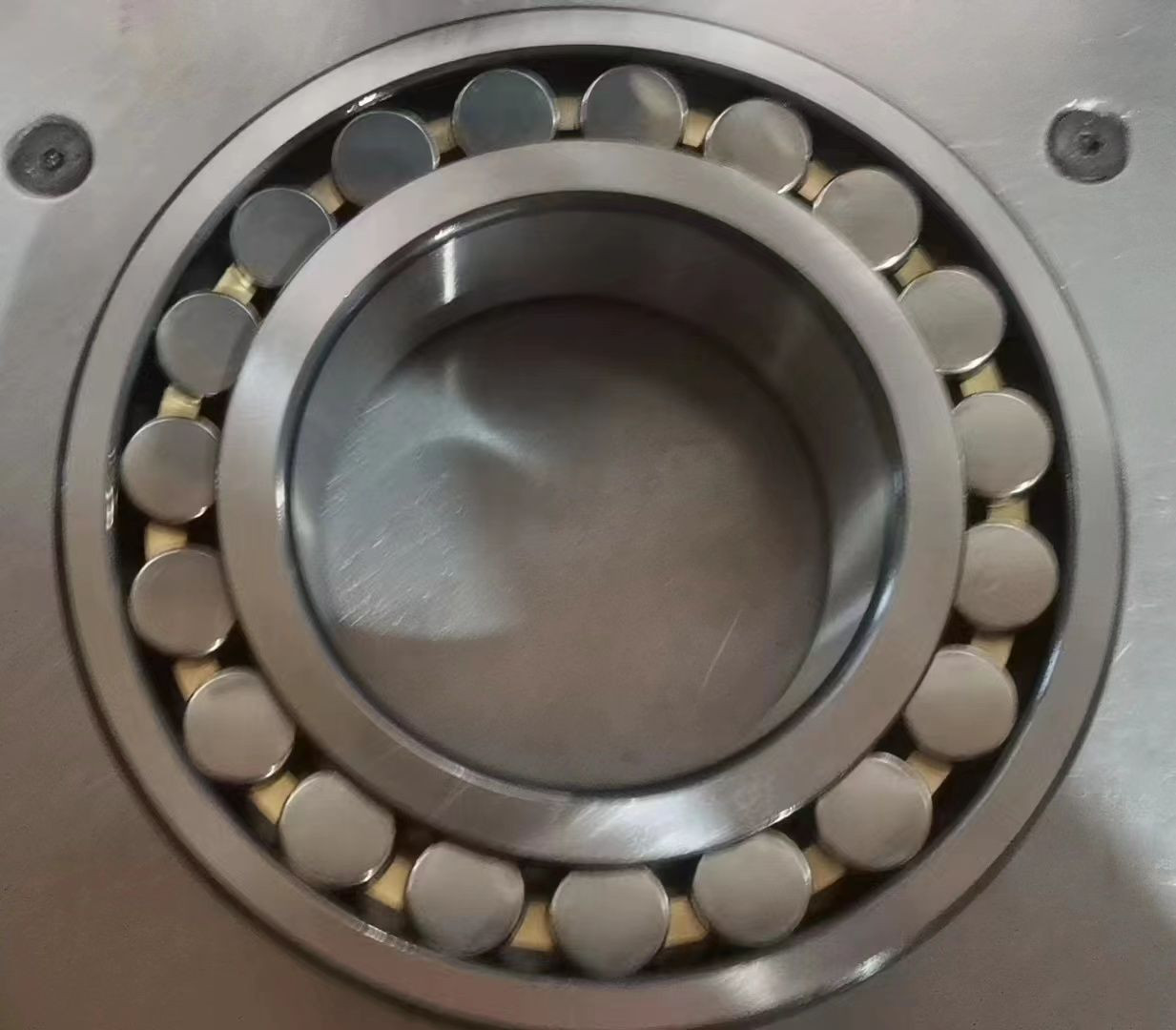 Buy 22220ek/c3 from HongYi, China | Tradewheel.com